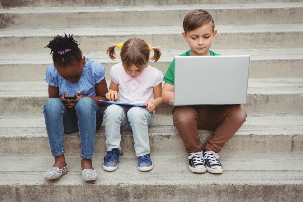 Why I Am Raising Tech-Free Kids – Blended and Black